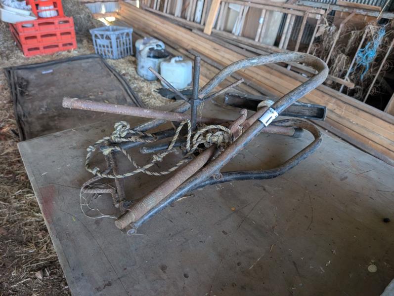 Lot 128 - Calf Puller & Cow Lifter | AuctionsPlus