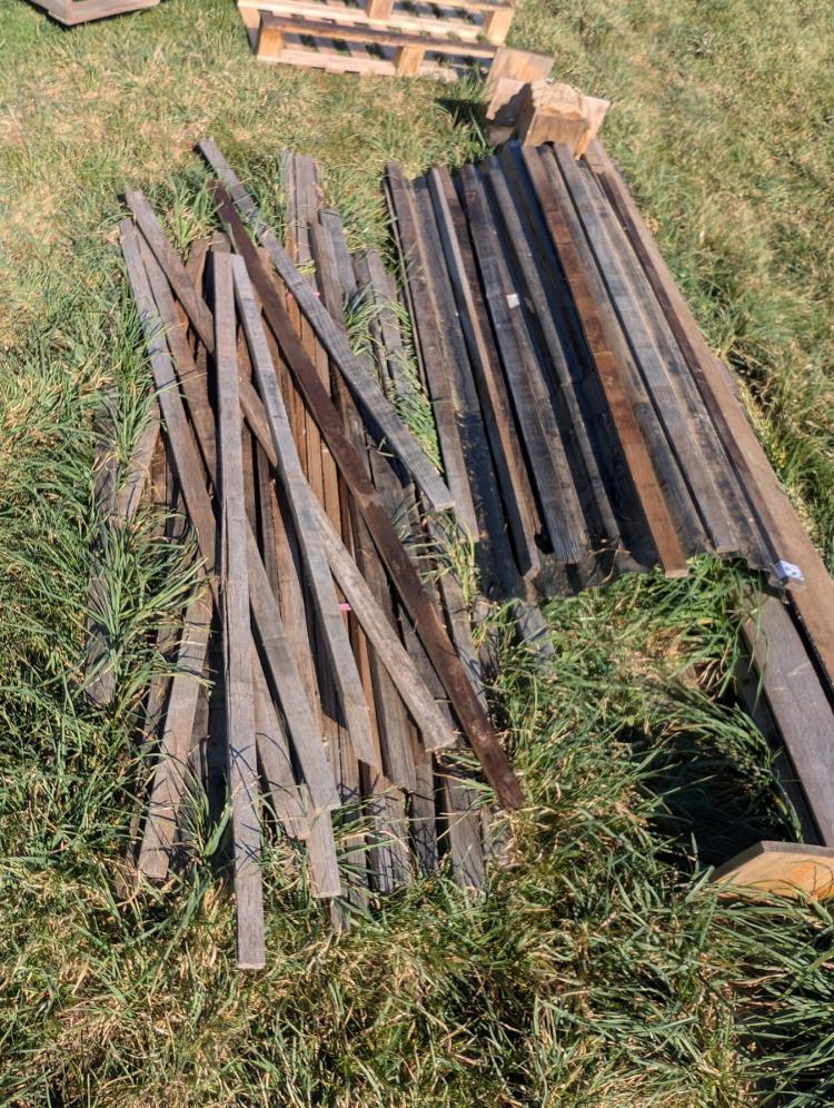 Lot 50 - Timber incl. Racking Sticks & Alum Frame Window | AuctionsPlus