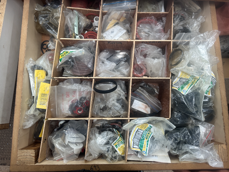 LOT 693 - Assorted Tap Washers, Trap Washers & O-Rings | AuctionsPlus