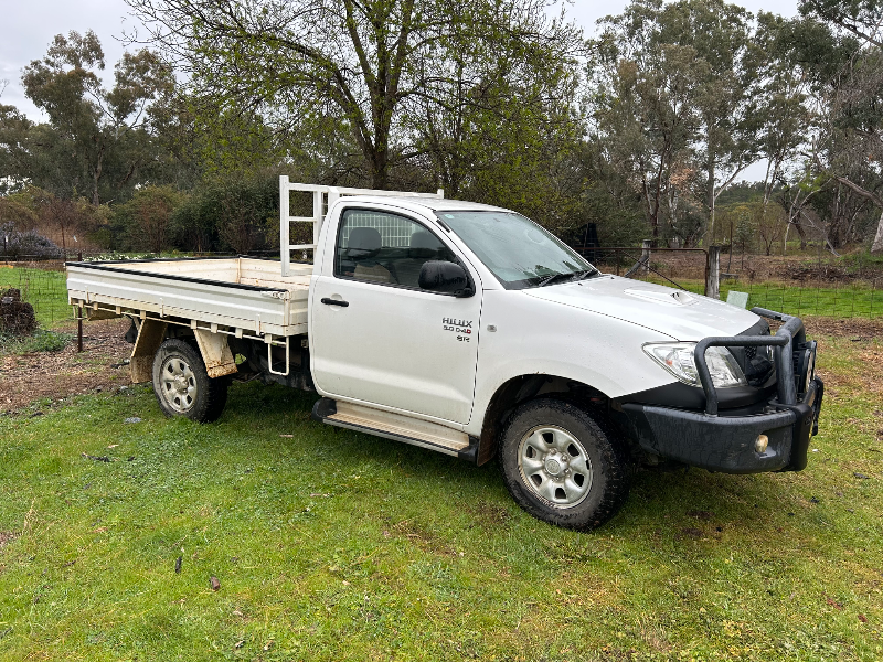 Lot 1 - Single Cab Ute | AuctionsPlus