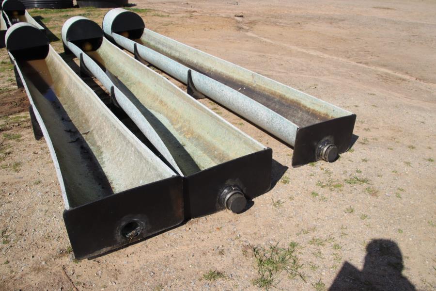 Lot 514 - 3 x Long water troughs | AuctionsPlus