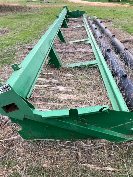 Lot 14 - John Deere 936 Draper Front Frame Only | AuctionsPlus