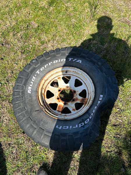 Lot 70 - Sunraysia Rims and Tyres | AuctionsPlus