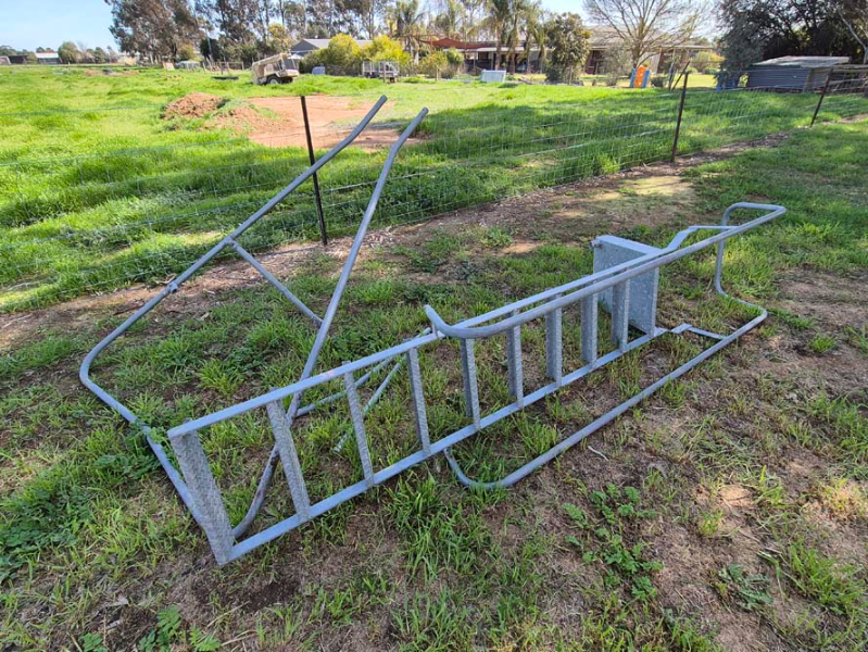 Lot 38 - Fuel Tank Ladder | AuctionsPlus