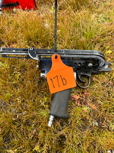 Lot 17b - Marchant pneumatic clip gun | AuctionsPlus