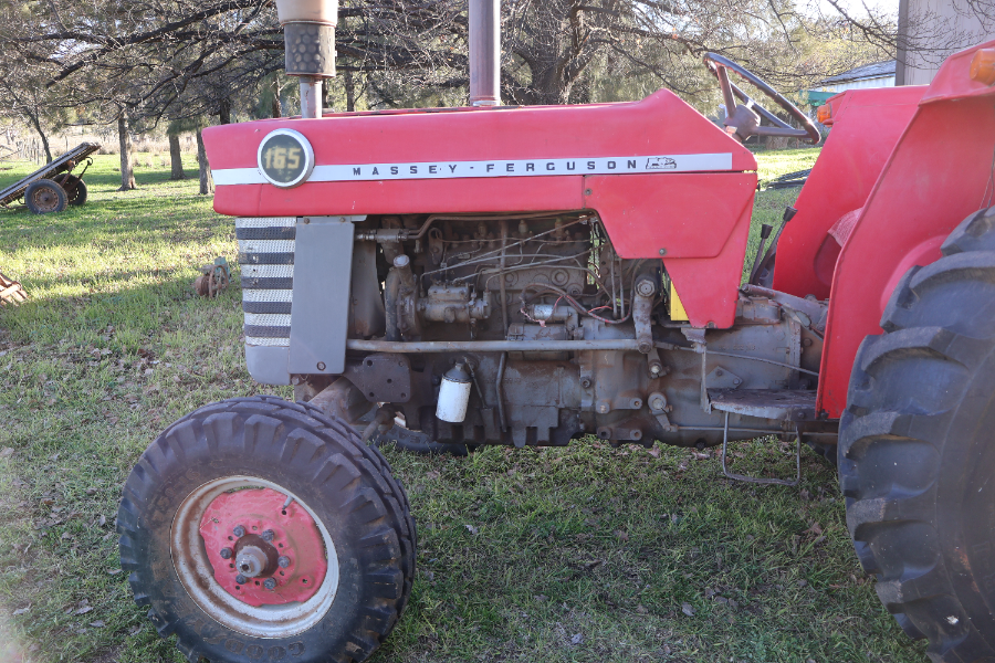 Lot 95 - 165 Massey Ferguson Tractor | AuctionsPlus