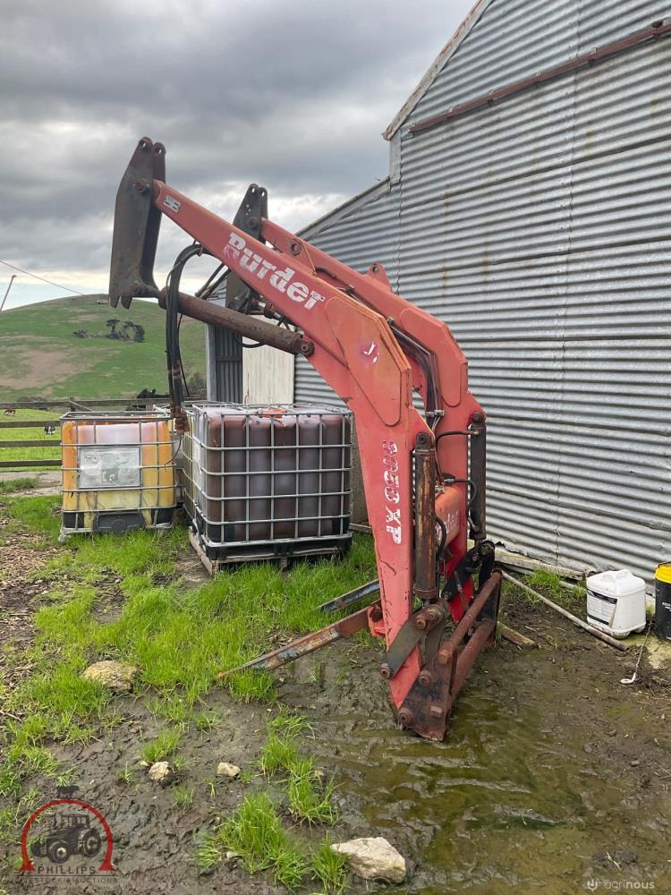 Lot 42 - Burder Front End Loader 9050XP Frame | AuctionsPlus