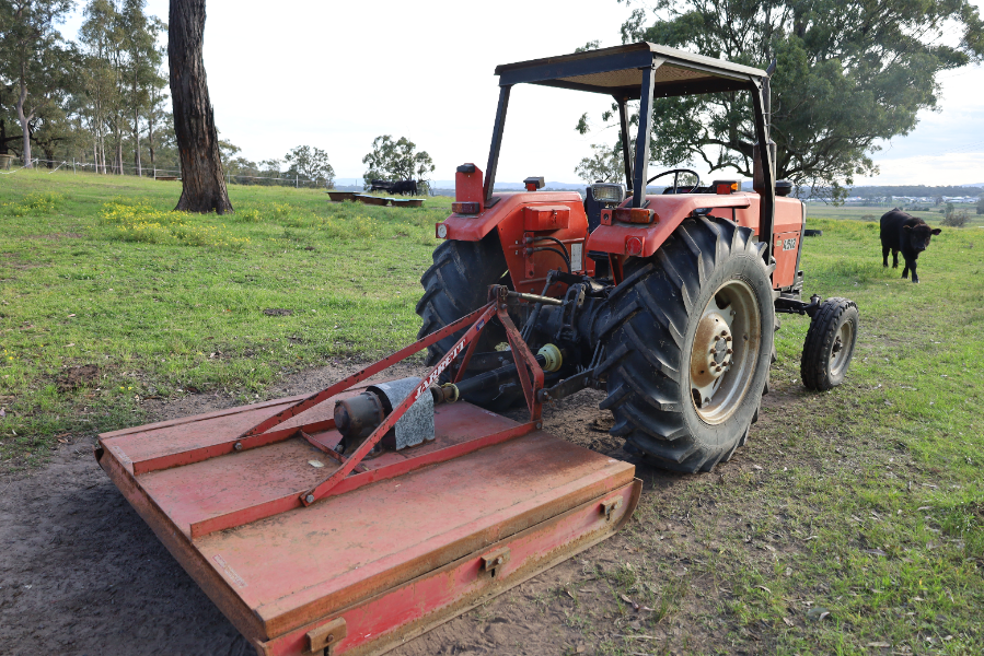 Lot 5 - 4512 URSUS 2WD ROPS TRACTOR WITH SLASHER | AuctionsPlus