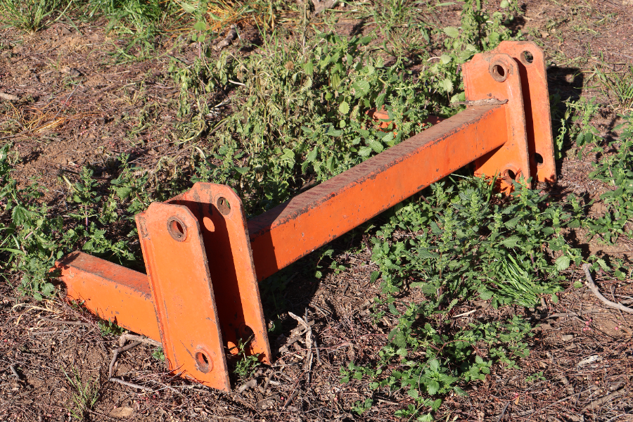 Lot 55 - Challenge Front End Loader Extension | AuctionsPlus