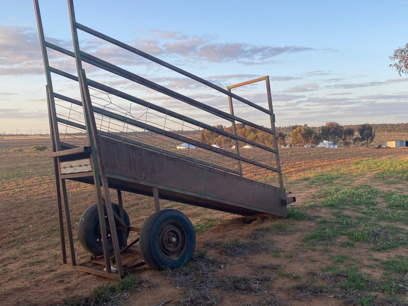 Lot 42 - Portable Livestock Ramp | AuctionsPlus