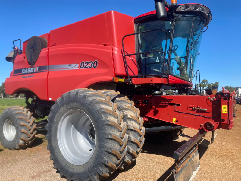 Lot 18 - Combine Harvester Case IH 8230 | AuctionsPlus
