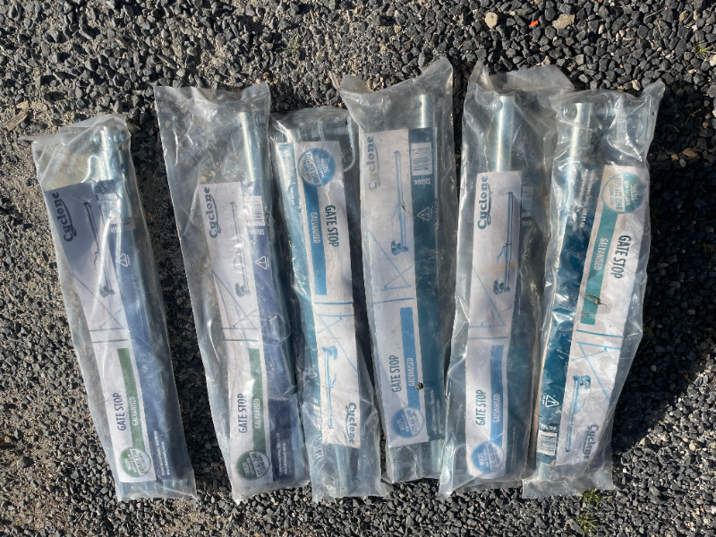 Lot 116 - Cyclone gate stoppers | AuctionsPlus