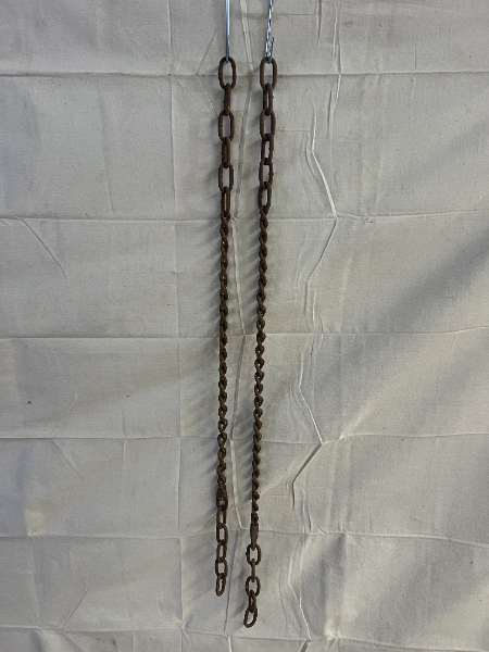 Lot 247 - Back chains | AuctionsPlus