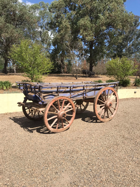 Lot 447 - 1890's Bow Wagon | AuctionsPlus