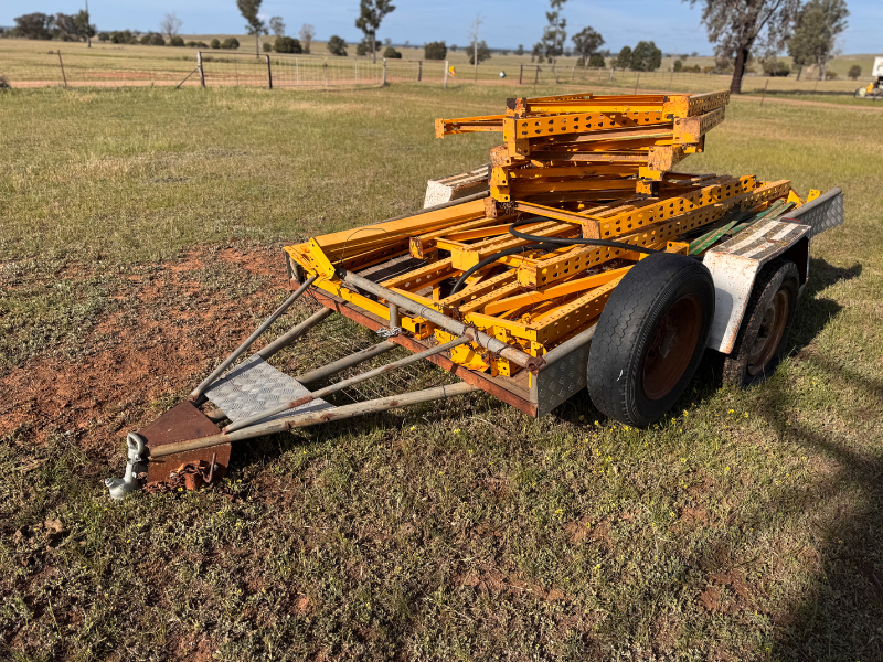 Lot 180 - Trailer & Pallet Racking. | AuctionsPlus
