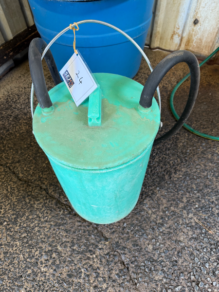 Lot 24 - TEST BUCKET | AuctionsPlus