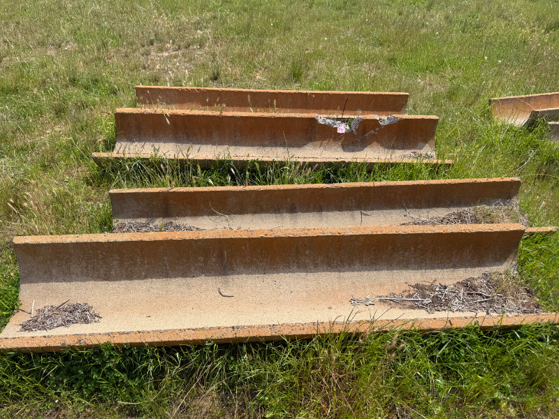 Lot 73 - Cement half pipes | AuctionsPlus