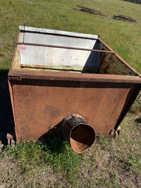 Hopper on Wheels | AuctionsPlus