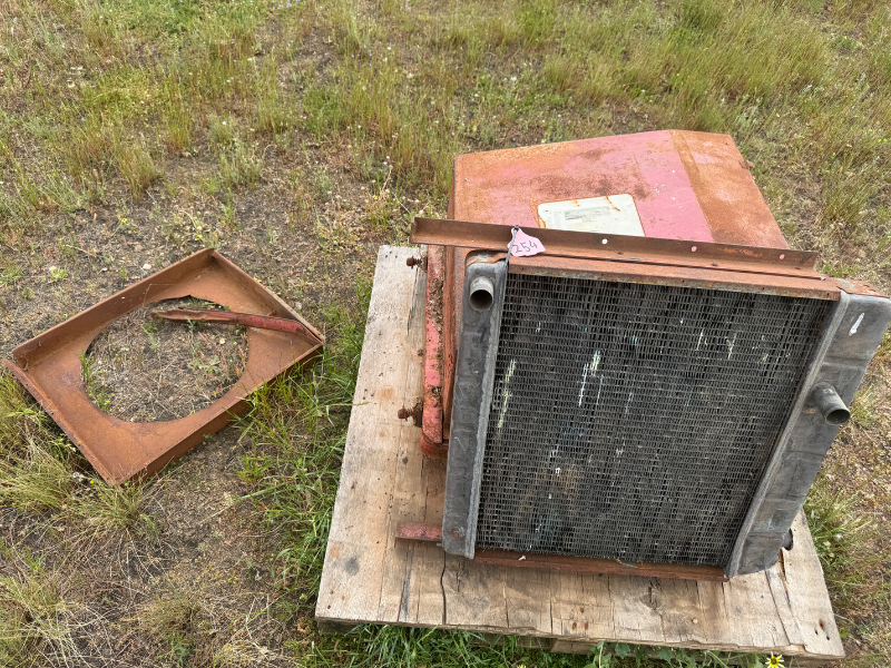 Lot 254 - International Header Parts | AuctionsPlus