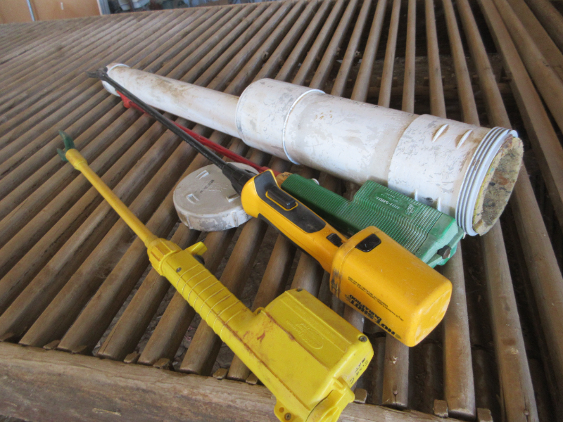 Lot 129 - CATTLE PRODS X 3 | AuctionsPlus