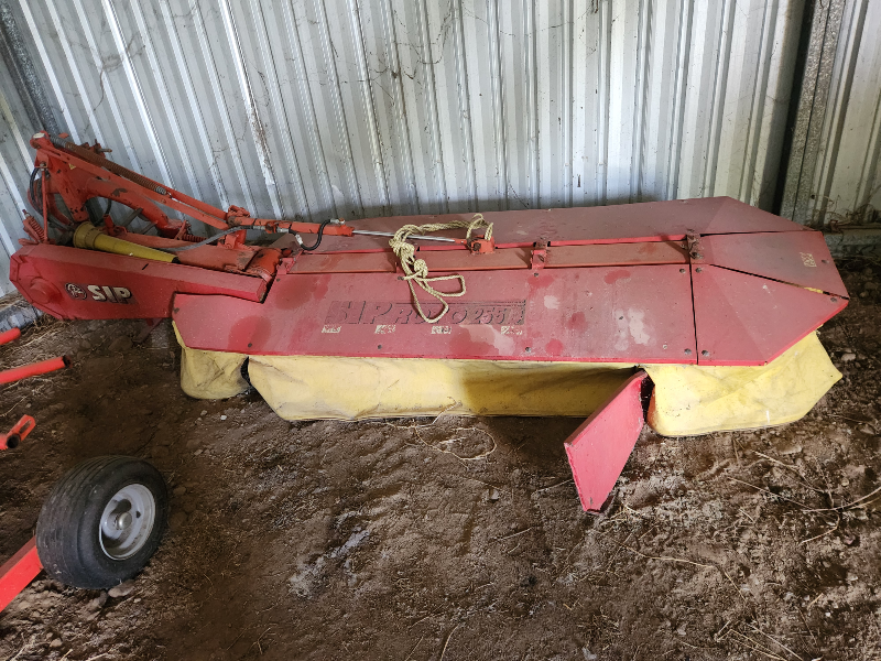 Lot 20 - SIP ROTO 255 DISC MOWER | AuctionsPlus
