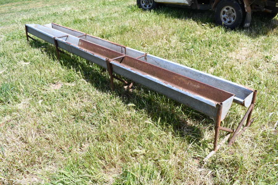 Lot 38 - 2x feed troughs | AuctionsPlus