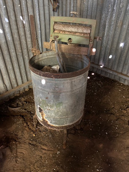 Lot 257 - Antique Washing Machine #47 | AuctionsPlus