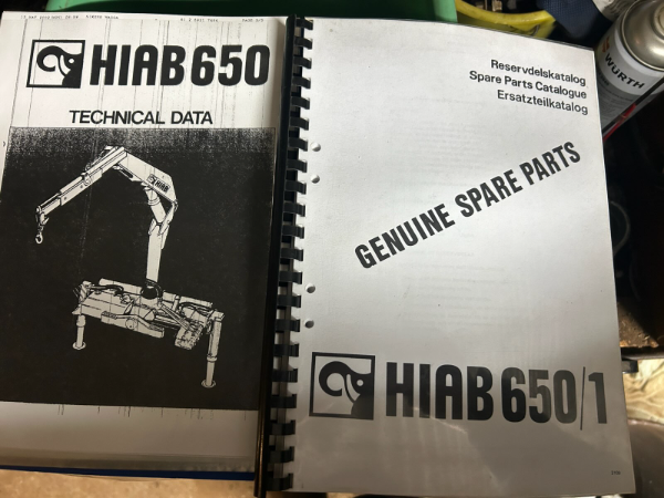 Lot 93 - Parts and Technical Data Manual for Hiab 650 Crane | AuctionsPlus
