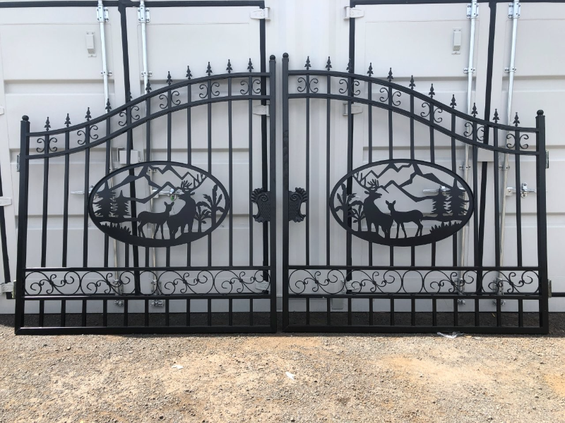 Lot 190 - SET OF 2 SMALL UNUSED WROUGHT IRON STYLE GATES WITH WILDLIFE ...