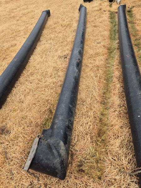 Lot 78 - Black Brut Pipe with gravity flap | AuctionsPlus