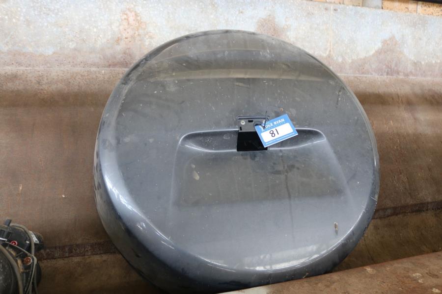 Lot 81 - Spare wheel cover - Prado | AuctionsPlus