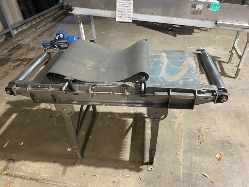 Conveyor 1450 mm L x 600 mm W | AuctionsPlus