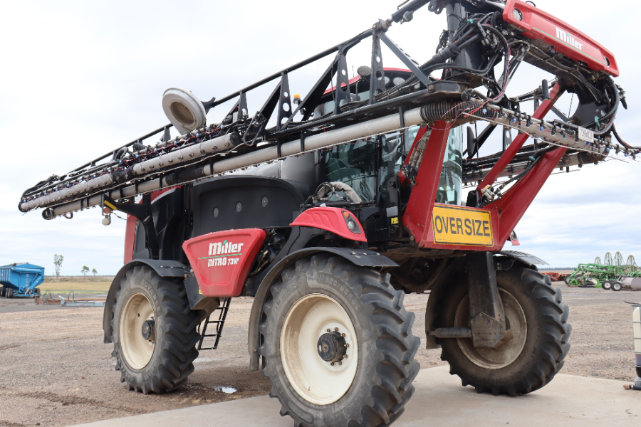 Miller Nitro 7310 Self Propelled Sprayer ,1089 Hours | AuctionsPlus
