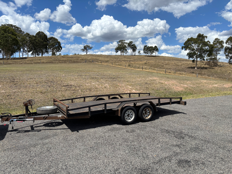 Lot 45 - Dual axel Car trailer | AuctionsPlus