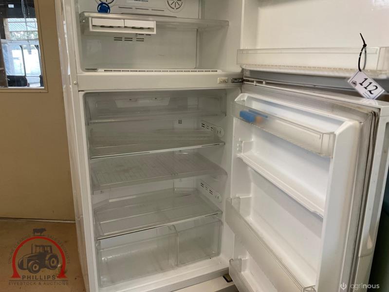 NEC Surround Multi Flow Fridge Freezer | AuctionsPlus