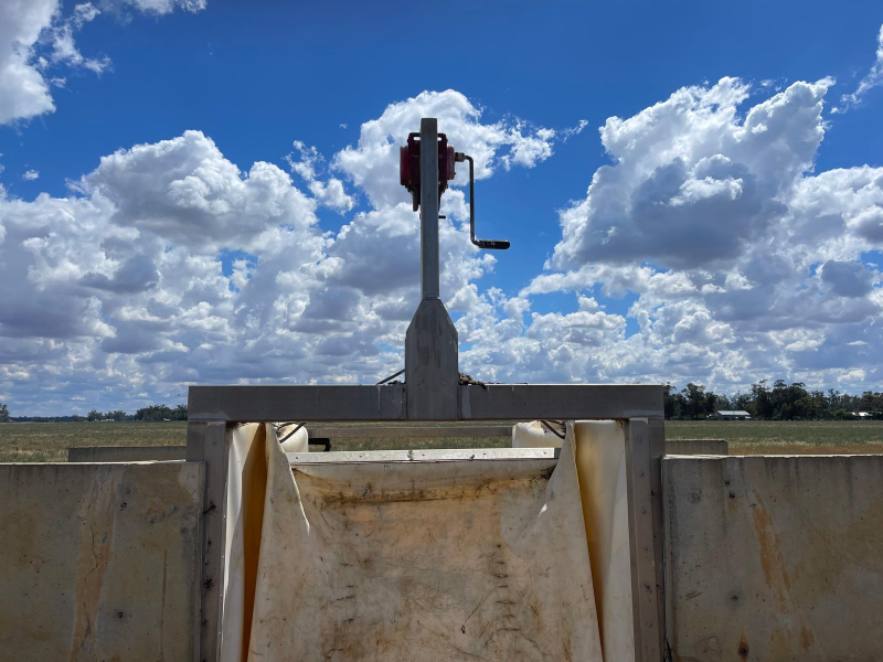 Lot 109 - Irrigation Weir | AuctionsPlus