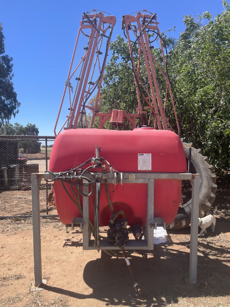 Lot 203 - Silvan Boom Sprayer | AuctionsPlus
