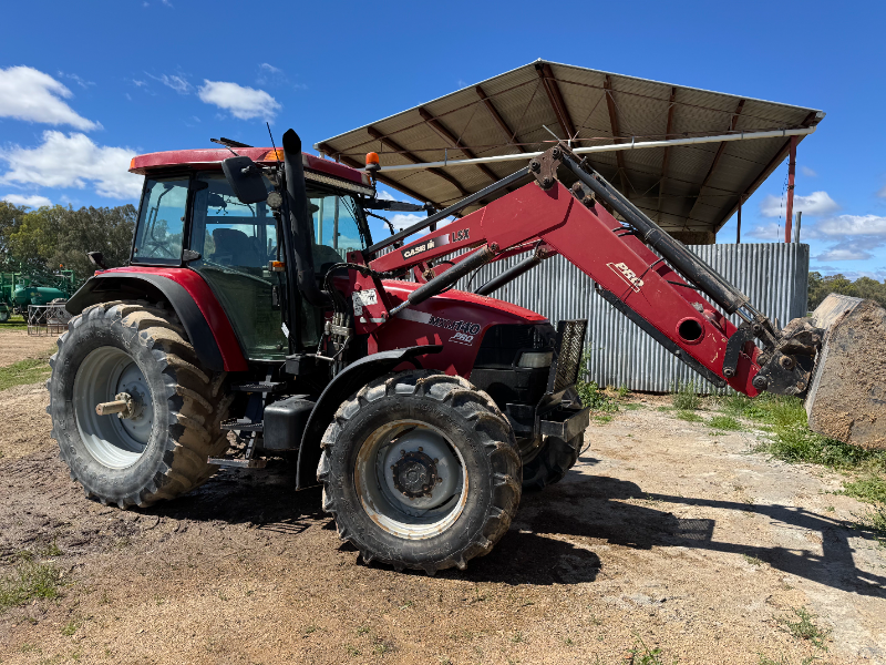 Case MXM140 Pro 4 wheel drive FEL and bucket | AuctionsPlus