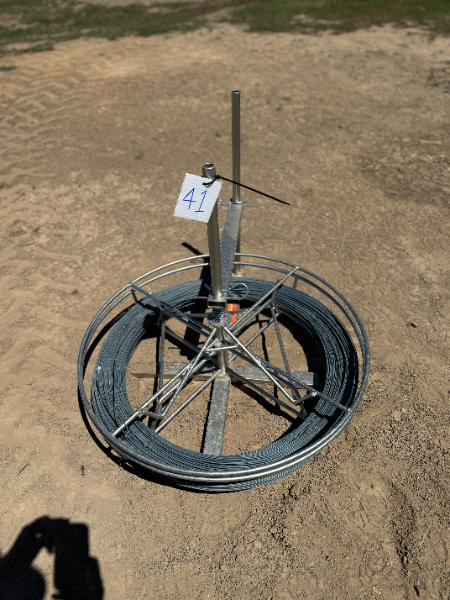 Lot 41 - 3 way Waratah wire spinner. With coil of wire | AuctionsPlus