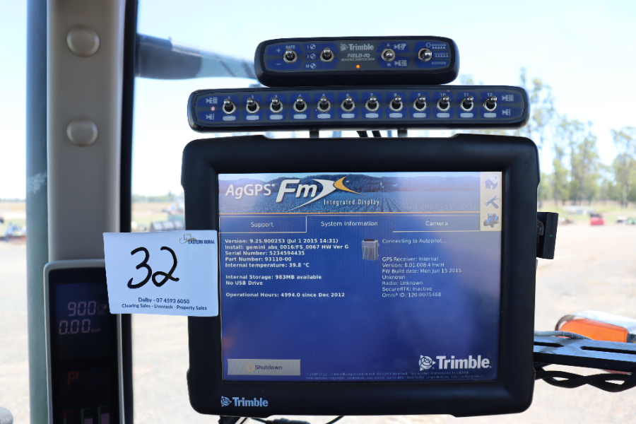 Lot 32 - Trimble Display and GPS Receiver | AuctionsPlus