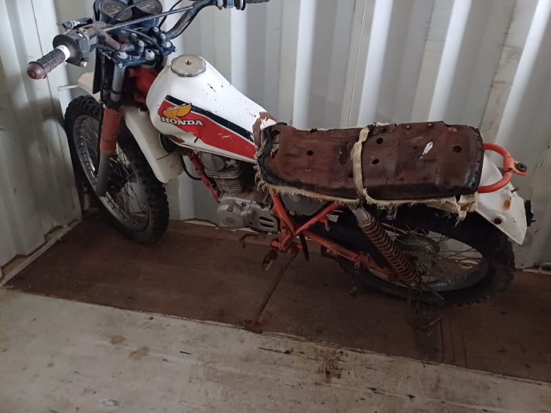 Lot 65 - 1985 Honda XL 185s trail bike. | AuctionsPlus
