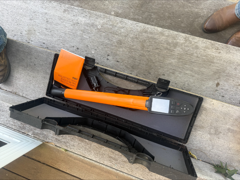 Lot 50 - Gallagher Hand Held Tag Reader | AuctionsPlus