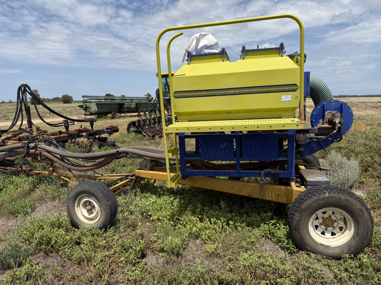 Lot 11 - Big Rig Air Seeder, 2 x approx. 500kg bins, on trailer suit ...