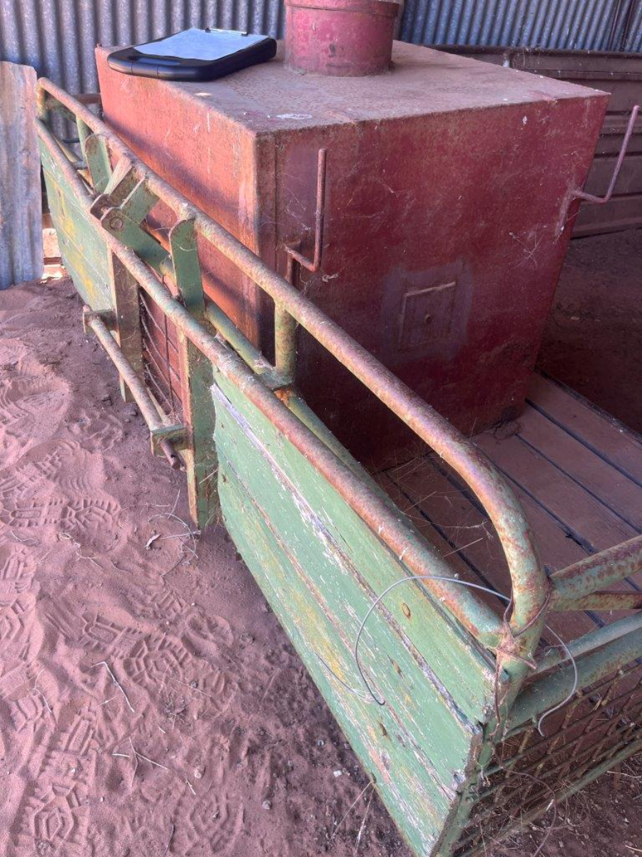 Lot 124 - Carry All Steel Frame (& Steel Tank) | AuctionsPlus