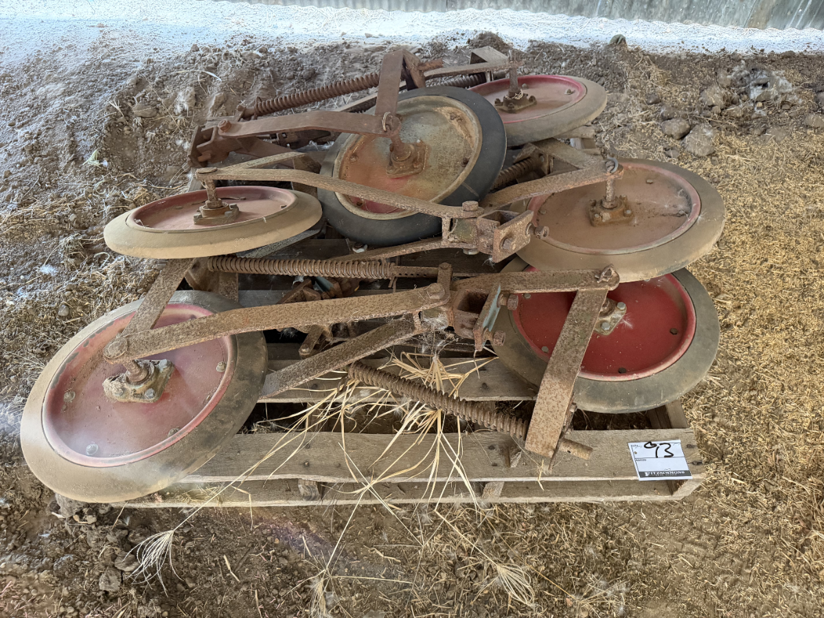 Janke Press Wheels x 6 | AuctionsPlus