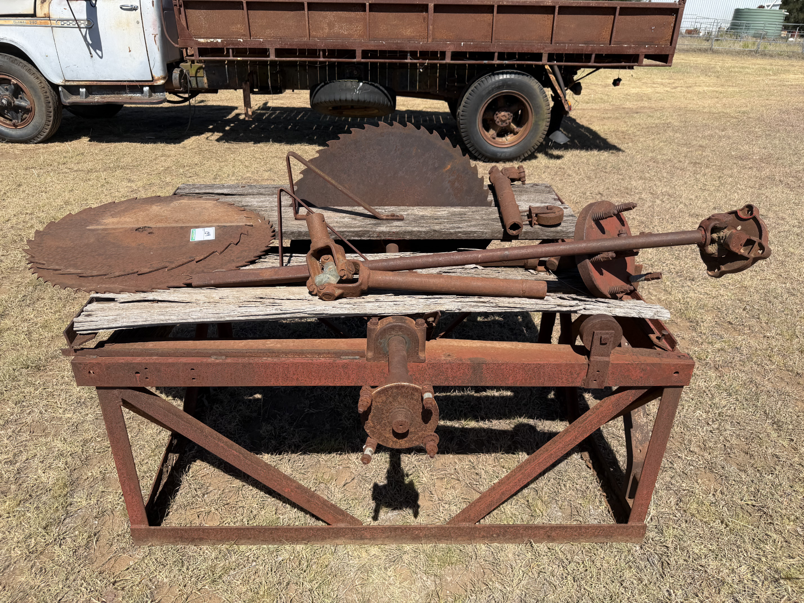 Bench Saw pto driven needs work | AuctionsPlus