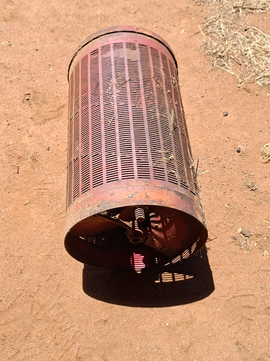 LOT 158 - HANNAFORD SCREEN MASSEY | AuctionsPlus