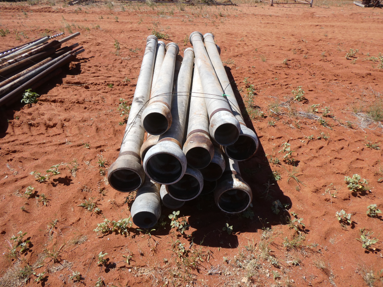 Lot X136 - GAL WATER PIPE | AuctionsPlus