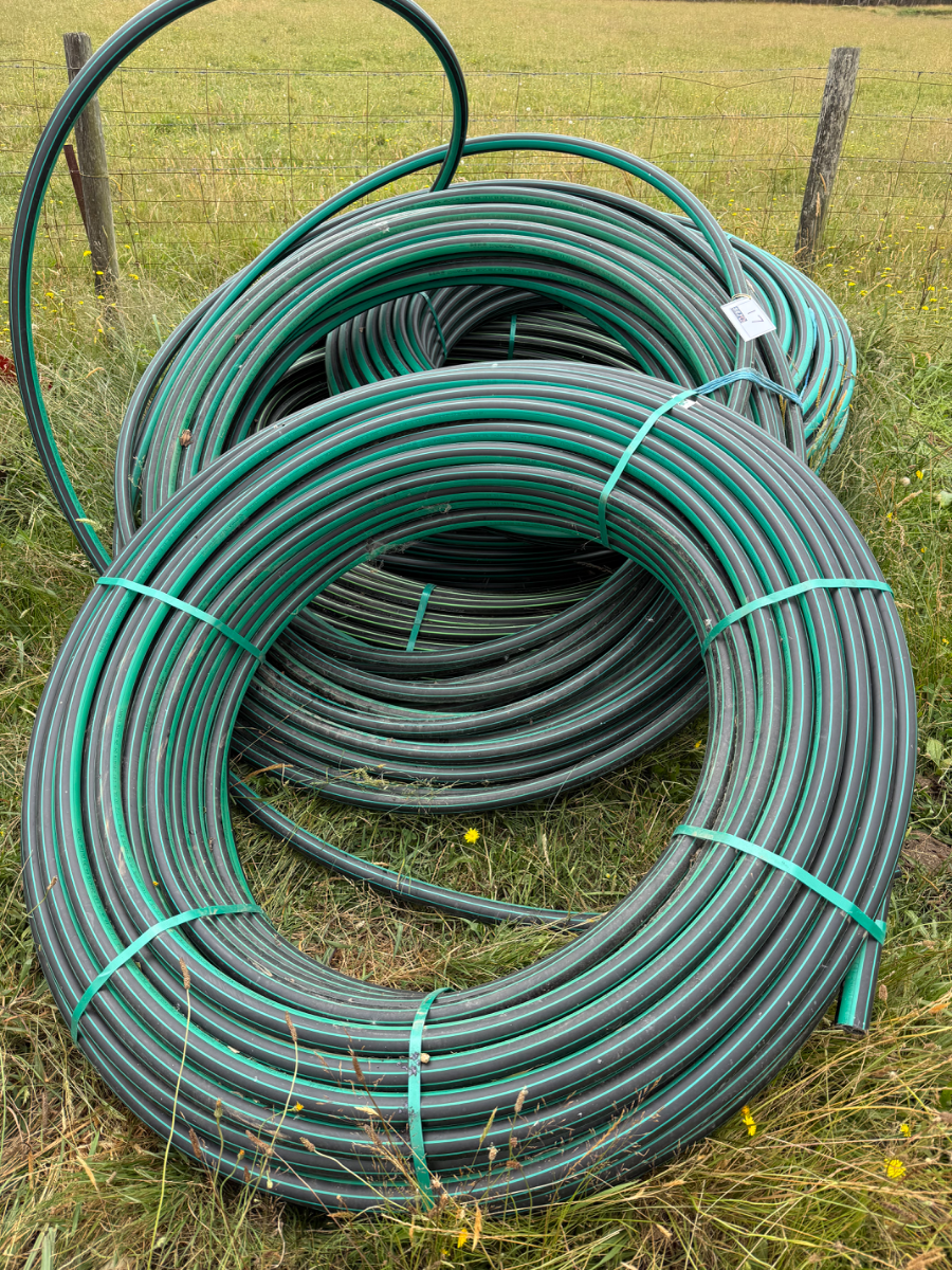 Lot 17 - POLY PIPE | AuctionsPlus
