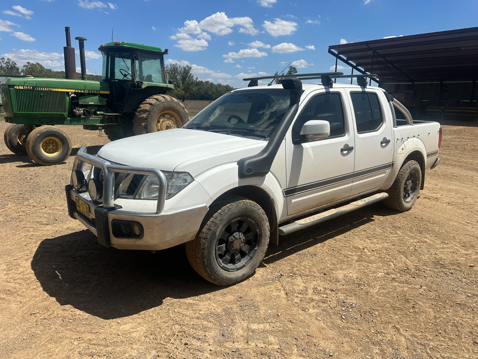 Lot 107 - 2013 Nissan Navara D40 ute | AuctionsPlus